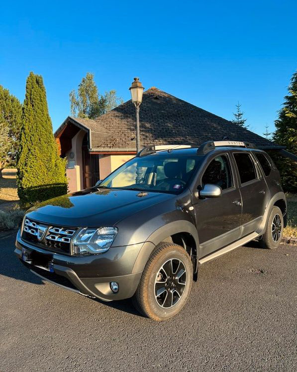 Dacia Duster 4X4 - cars of the legend